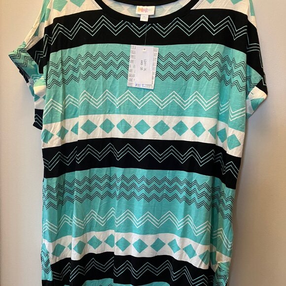 LuLaRoe | Tops | Nwt Lularoe Leah Short Sleeve Top Blacktealwhite Size ...